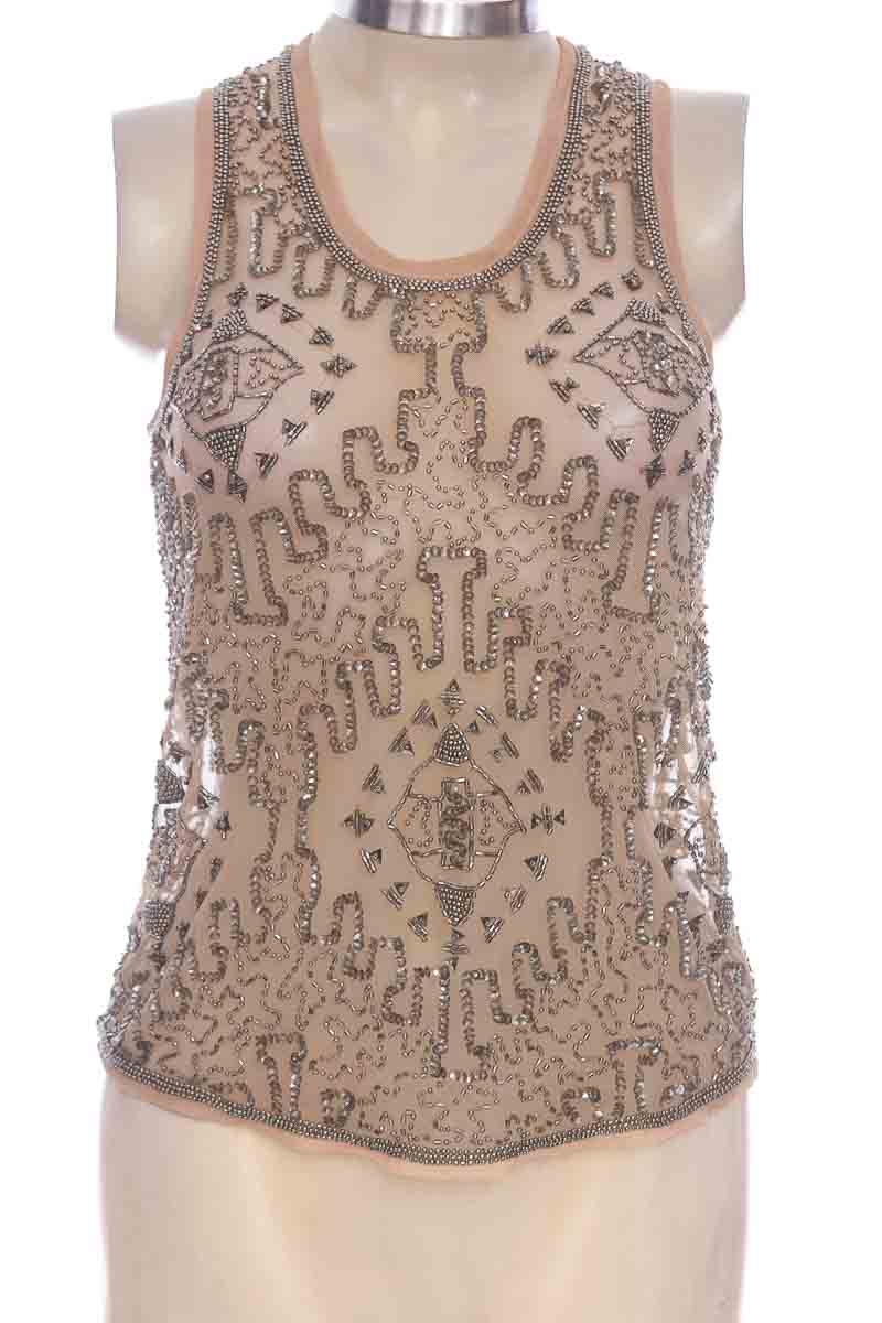 Top / Camiseta color Beige - Tennis | Closeando