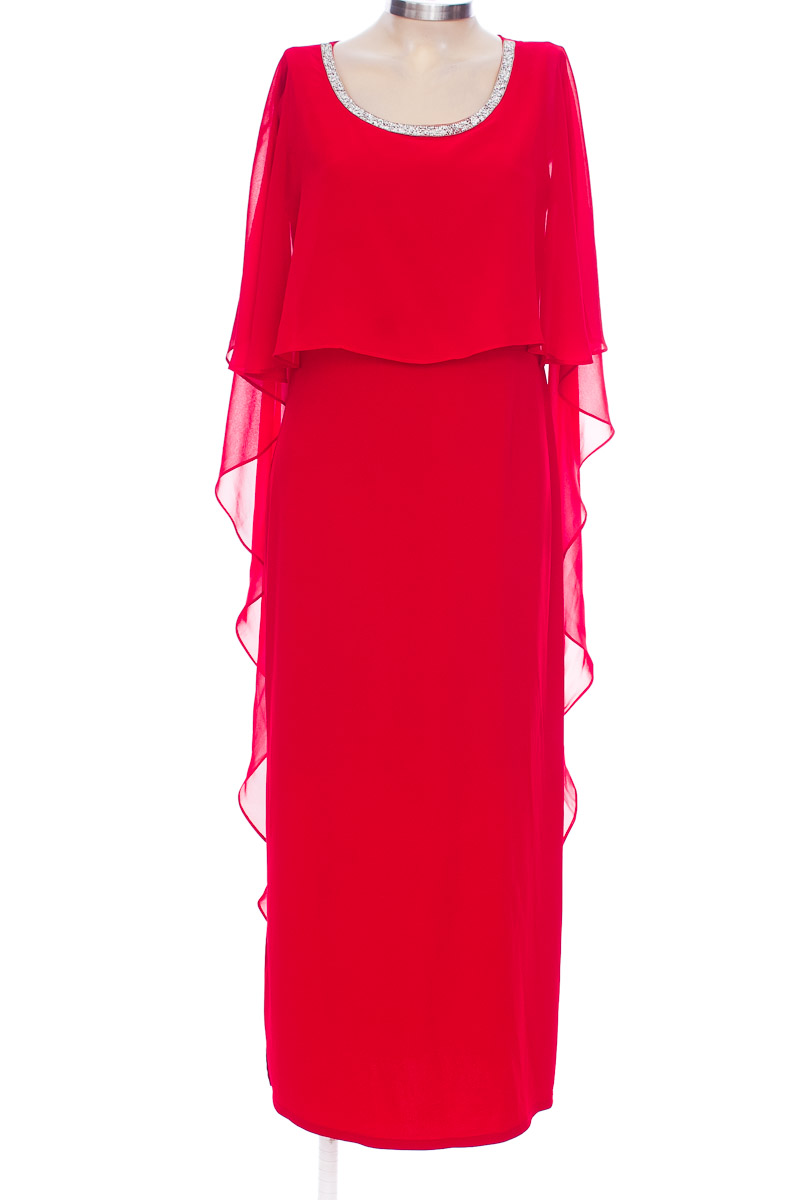 Vestido / Enterizo color Rojo - Glamour | Closeando