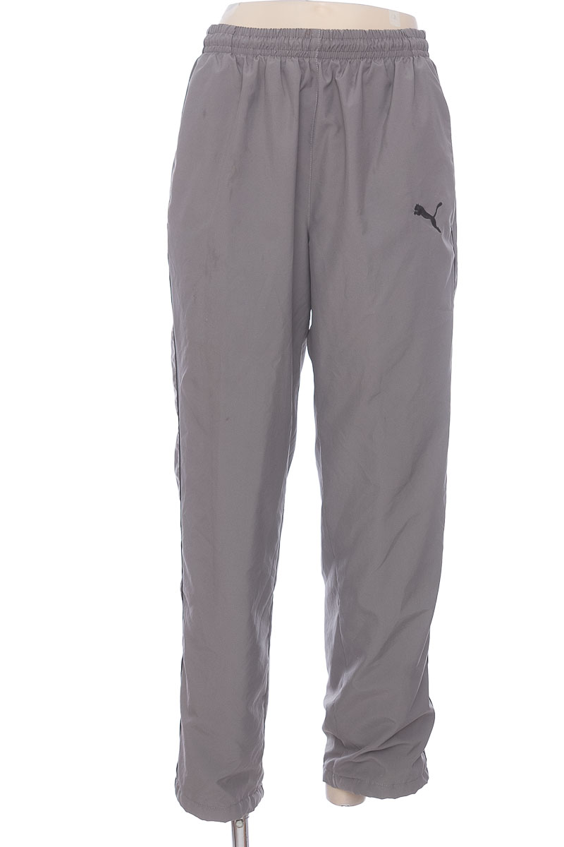 Ropa Deportiva color Gris - Puma | Closeando