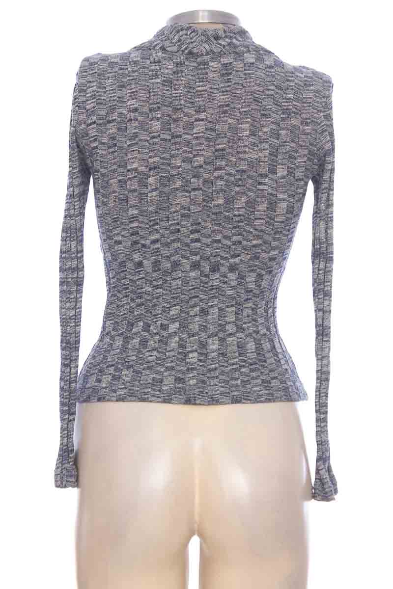 Sweater color Azul - Studio F talla XS de Segunda Mano | Closeando