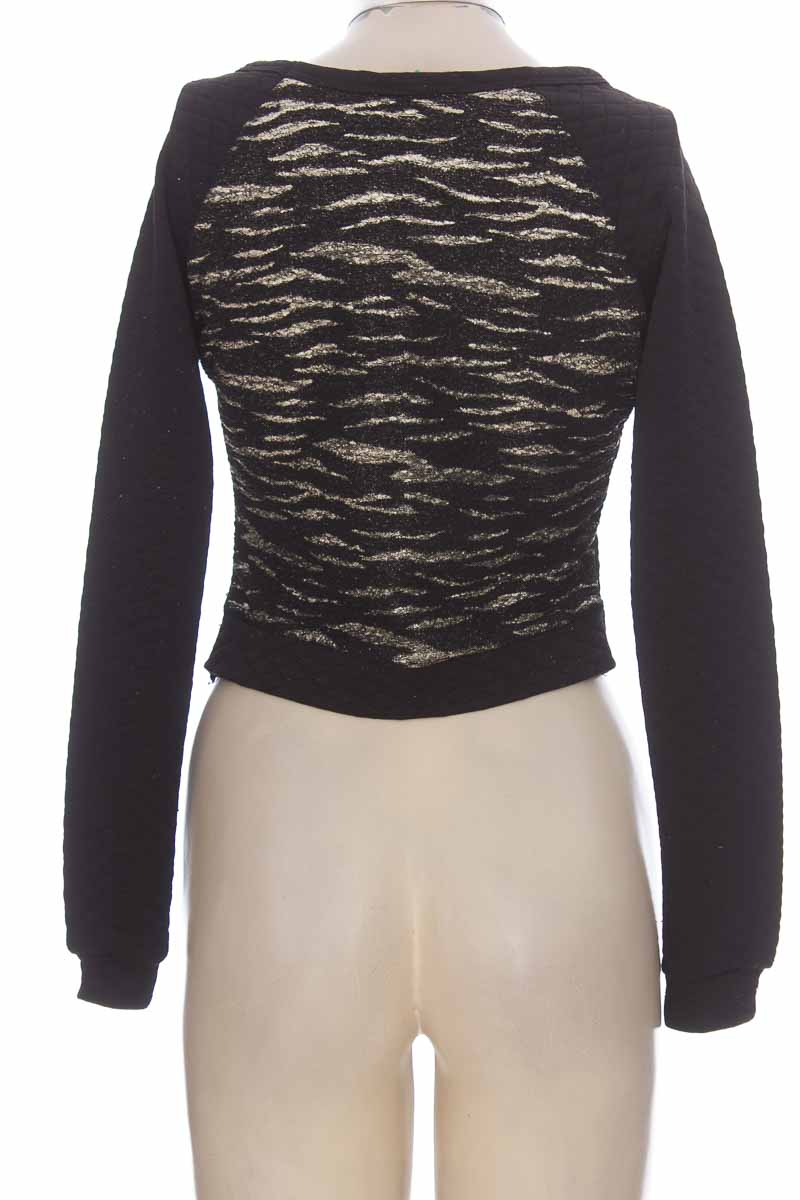 Sweater color Negro - Joy Staz | Closeando