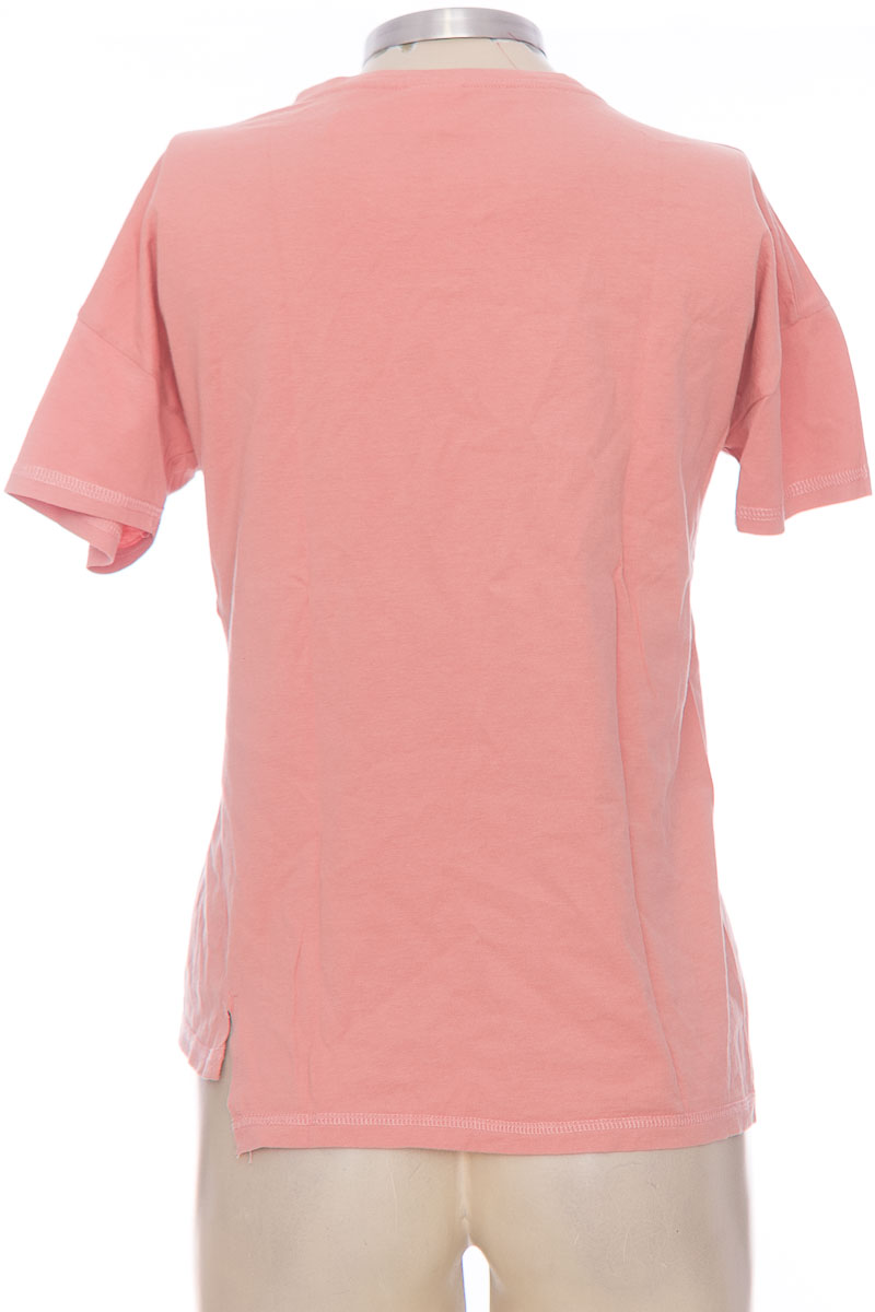 Top / Camiseta color Rosado - Zara | Closeando