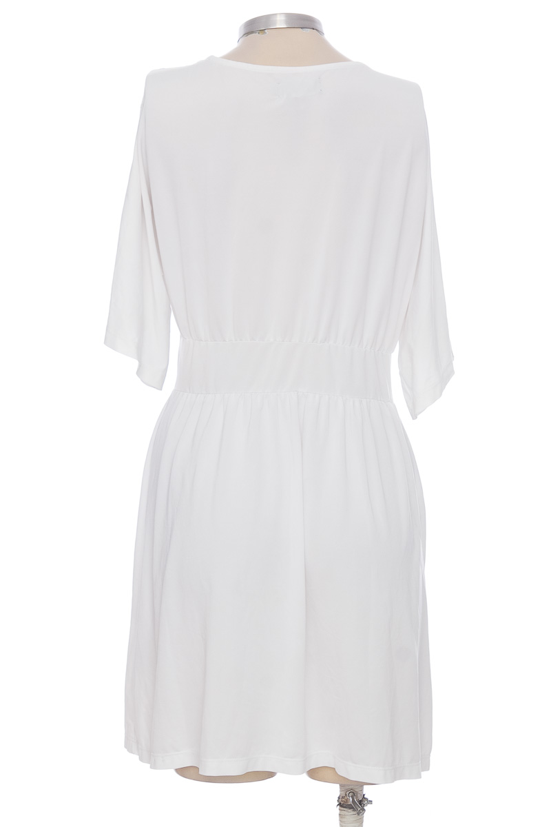 Vestido / Enterizo color Blanco - Pat Primo | Closeando