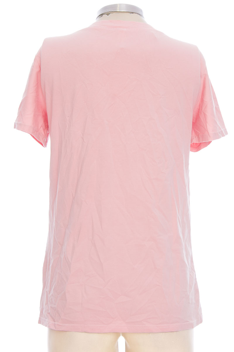 Top / Camiseta color Rosado - Noble | Closeando