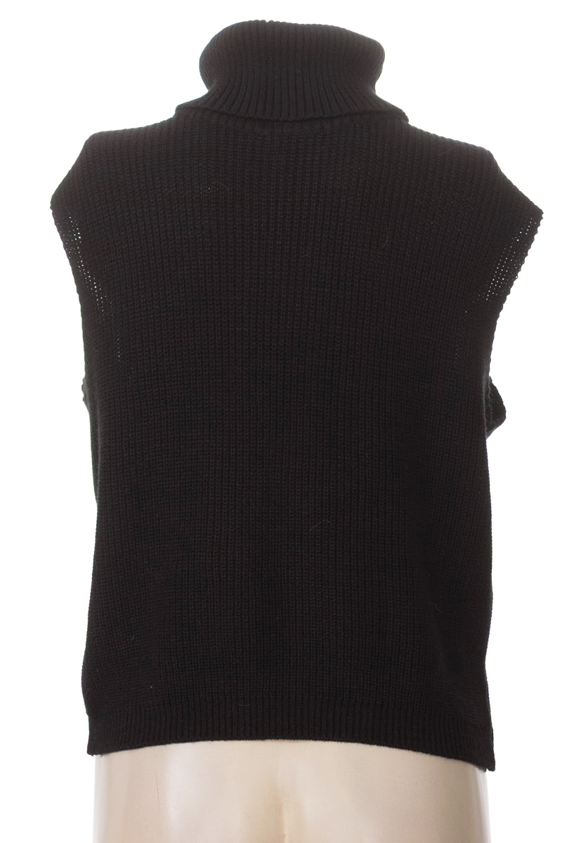 Sweater color Negro - Wanaawaa | Closeando