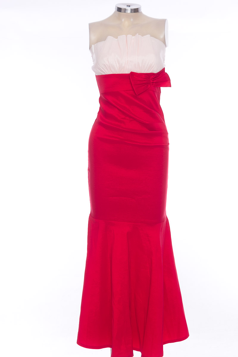 Vestido / Enterizo color Rojo - La Scala | Closeando