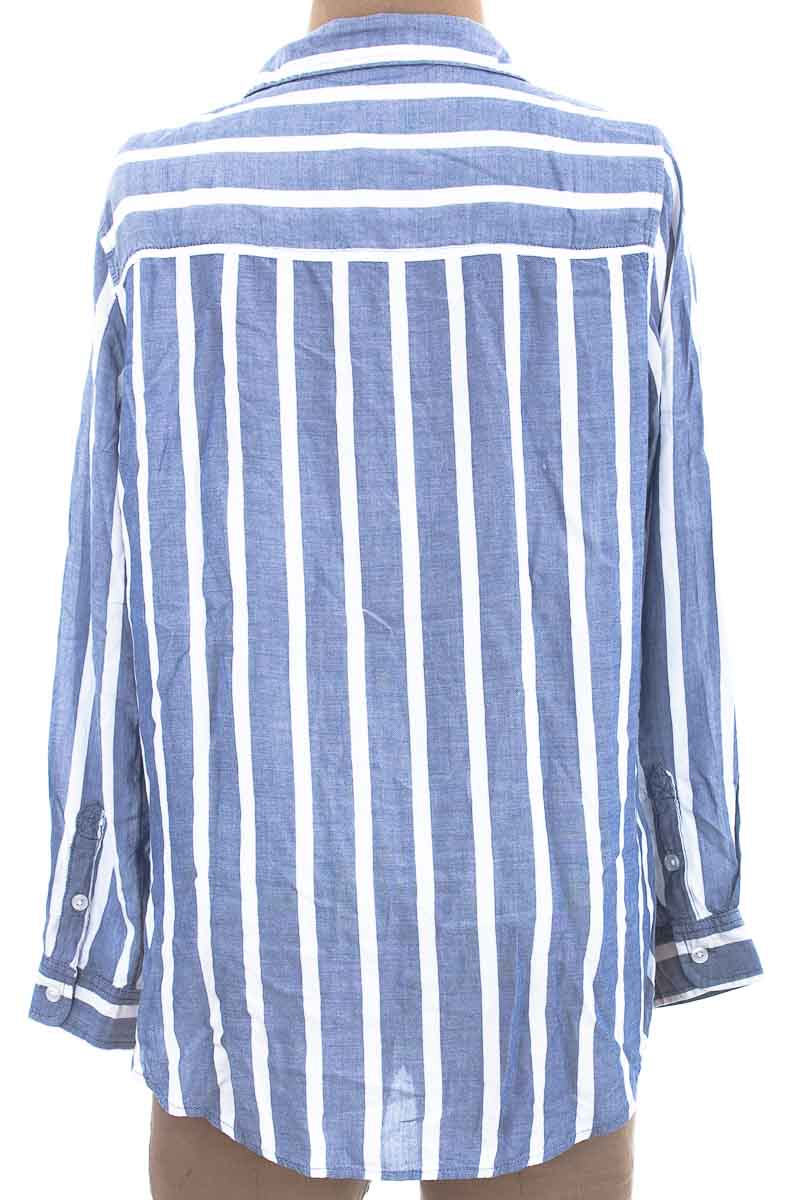 Blusa color Azul - American Eagle | Closeando
