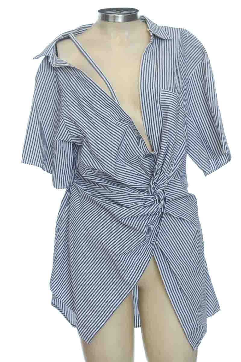 Blusa color Azul - Zara | Closeando