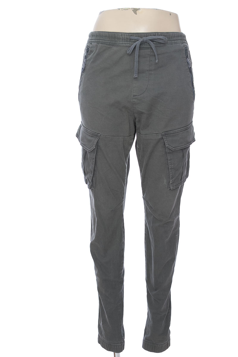 Jean color Verde - Hollister | Closeando