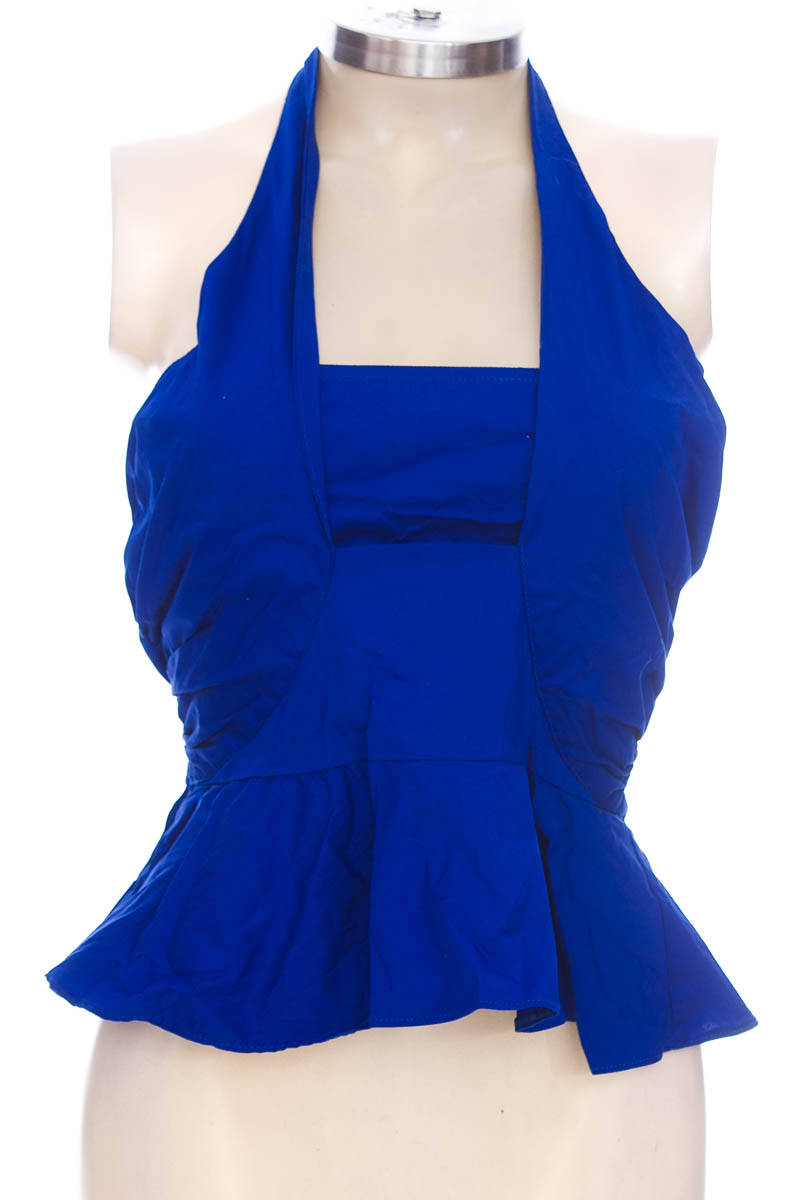 Top / Camiseta color Azul - ELA | Closeando