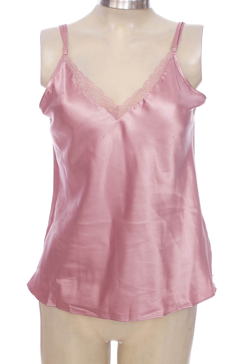 Top / Camiseta color Rosado - University Club talla S de Segunda Mano ...