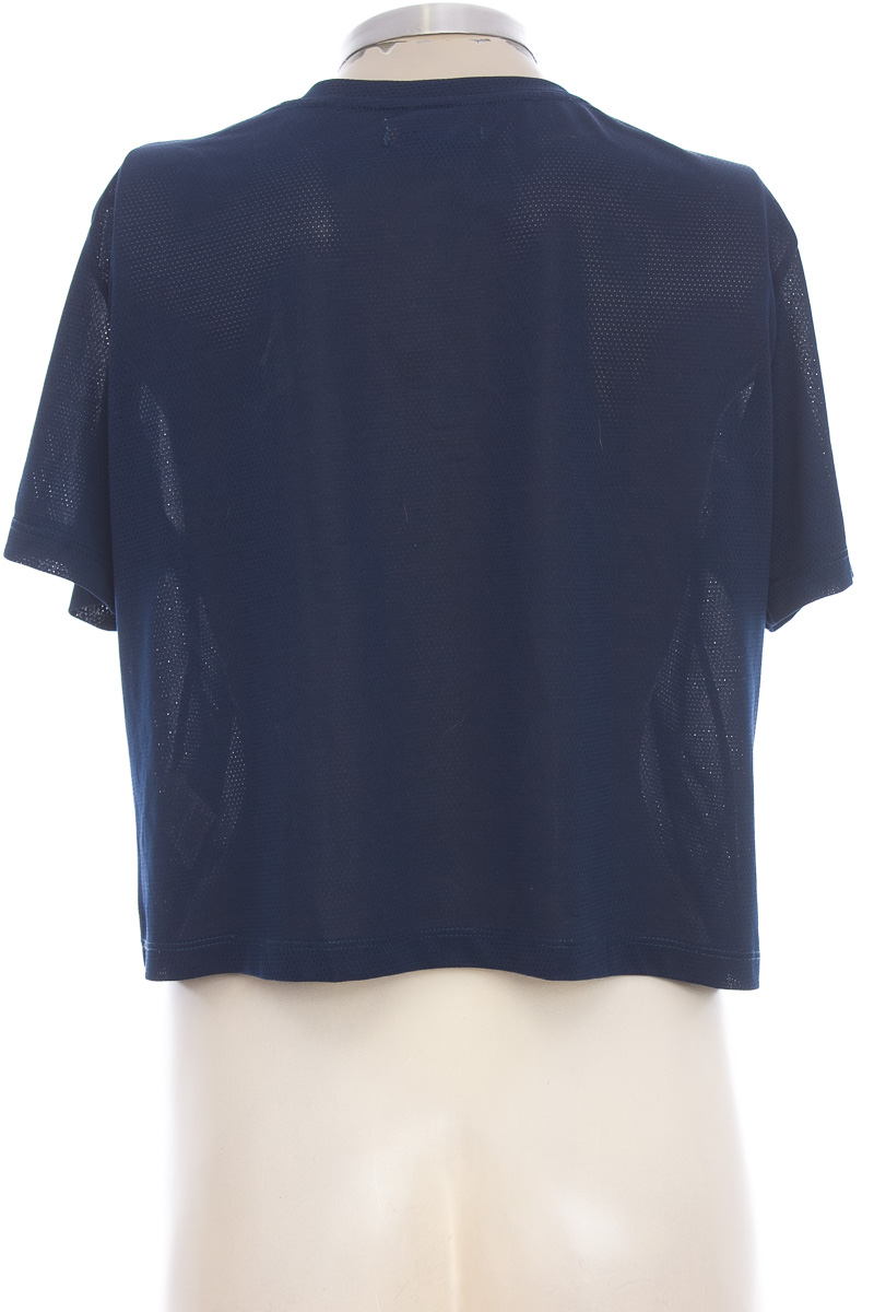 Top / Camiseta color Azul - MATTELSA | Closeando
