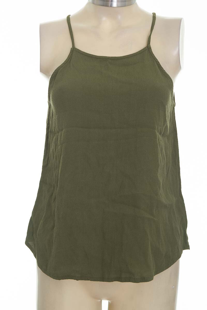 Top / Camiseta color Verde - Gef | Closeando