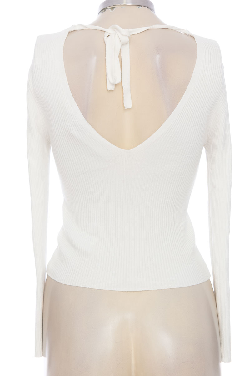 Sweater color Blanco - Pull & Bear | Closeando