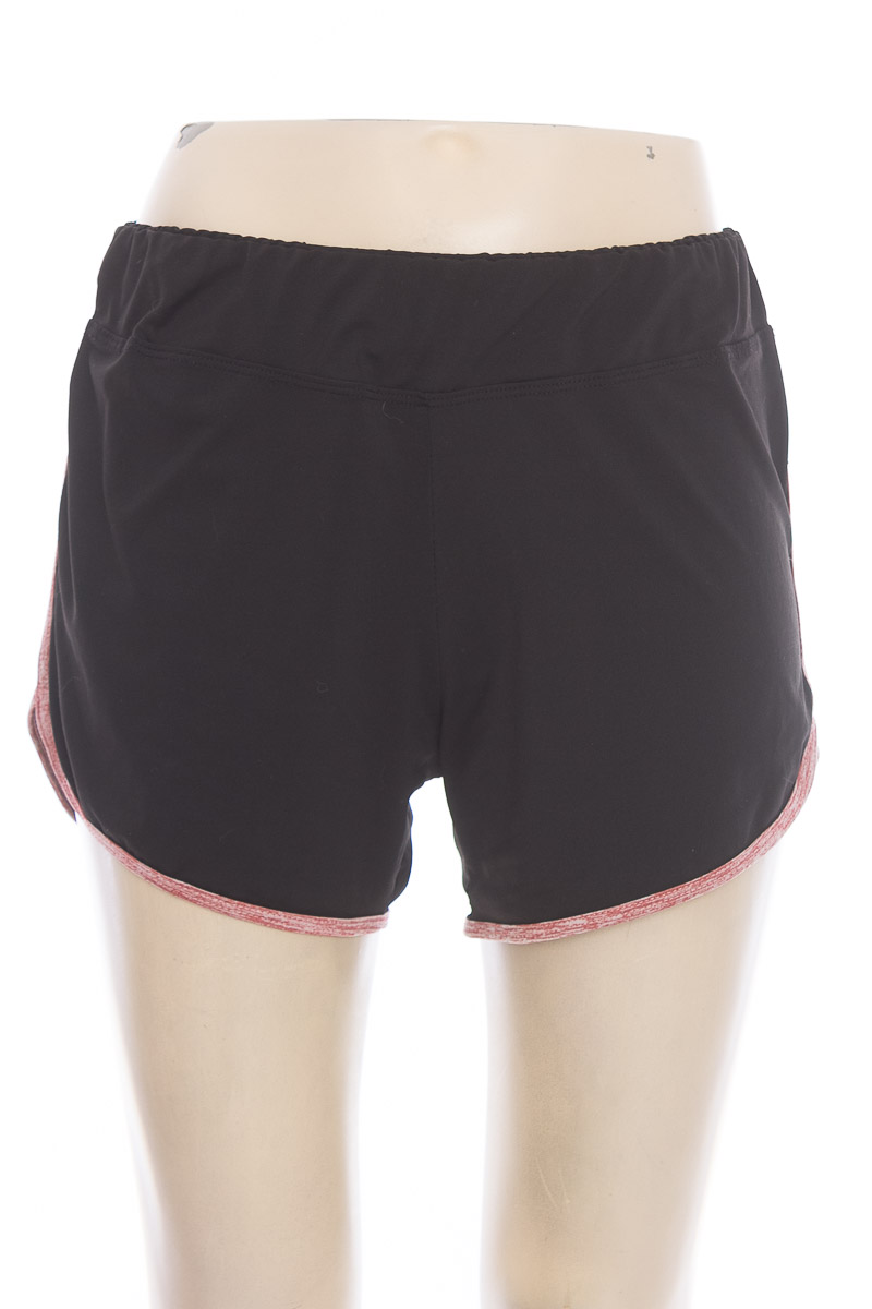 Short color Negro - Bella | Closeando