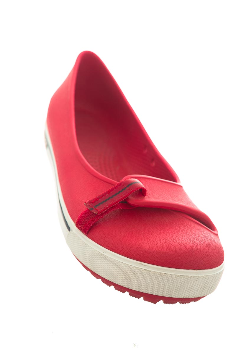 Zapatos color Rojo - Crocs | Closeando