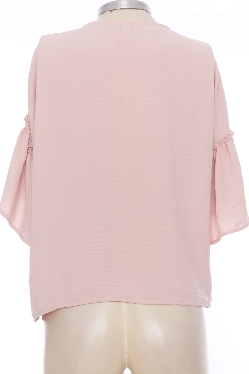 Blusa color Palo de rosa - Stradivarius | Closeando