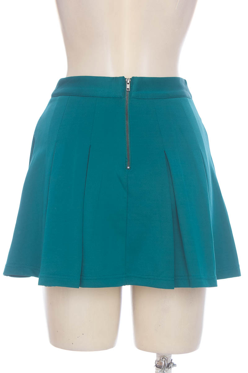 Falda color Verde - Forever 21 | Closeando