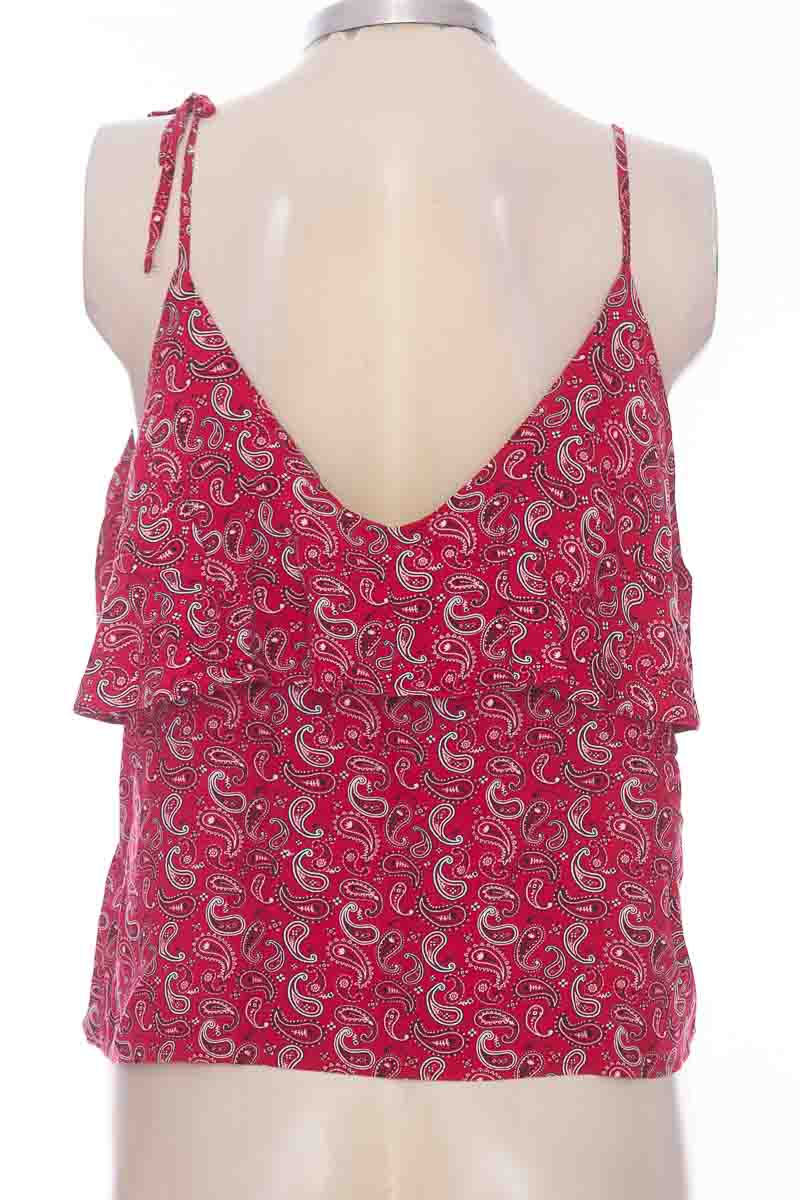 Top / Camiseta color Rojo - Gef | Closeando