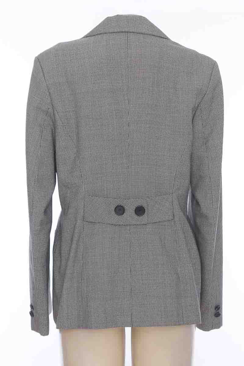 Chaqueta / Abrigo color Negro - Dazari Couture | Closeando