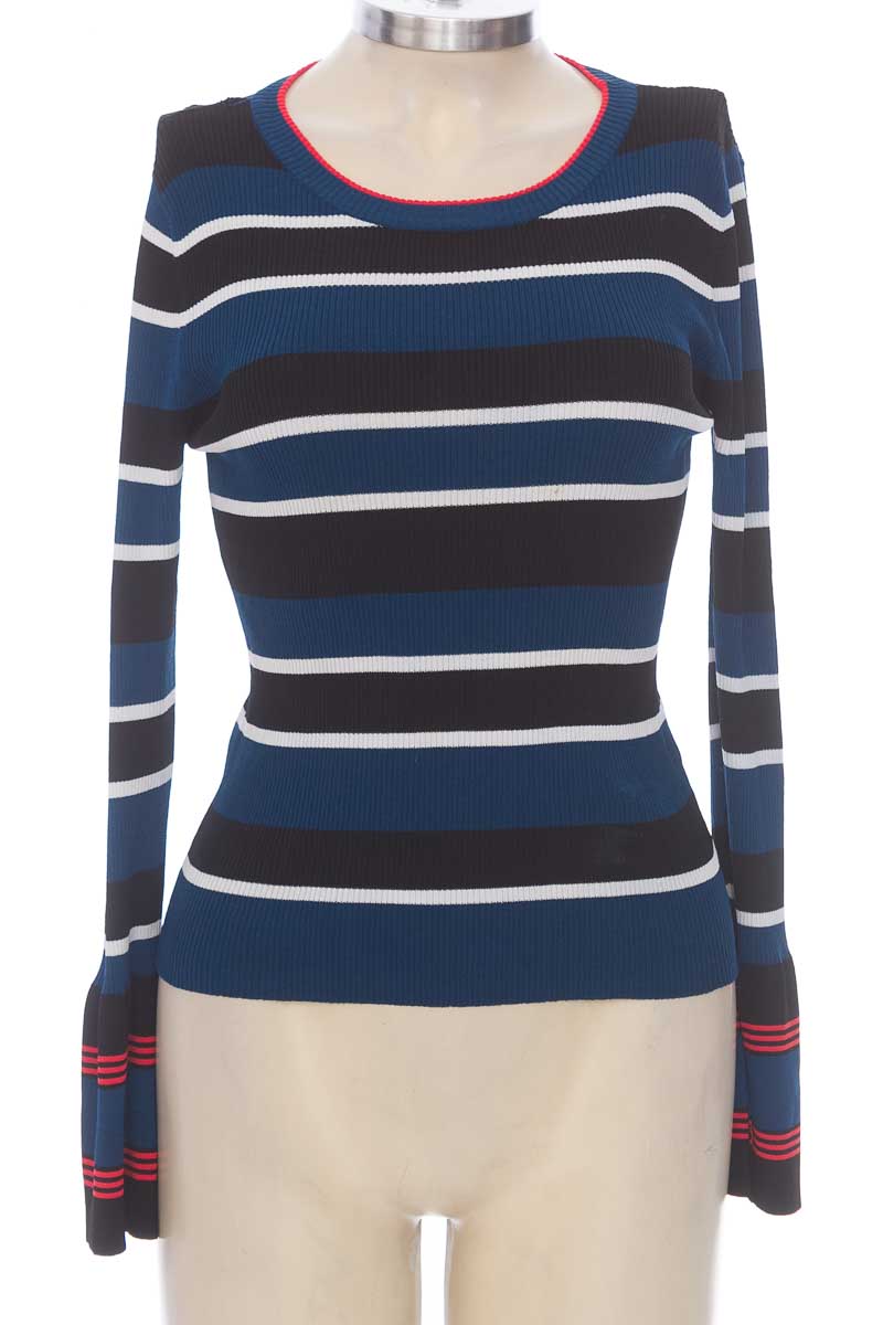 Sweater color Azul - Zara | Closeando