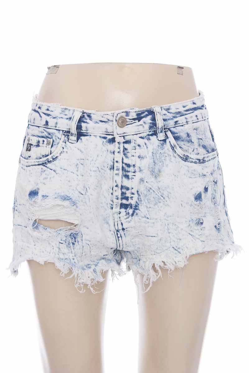 Short color Blanco - I&M | Closeando