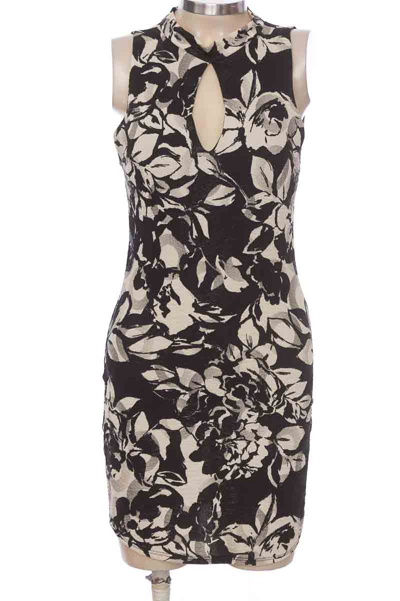 Vestido / Enterizo color Negro - Sarah la | Closeando