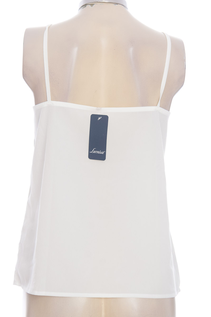Top / Camiseta color Blanco - Leonisa | Closeando