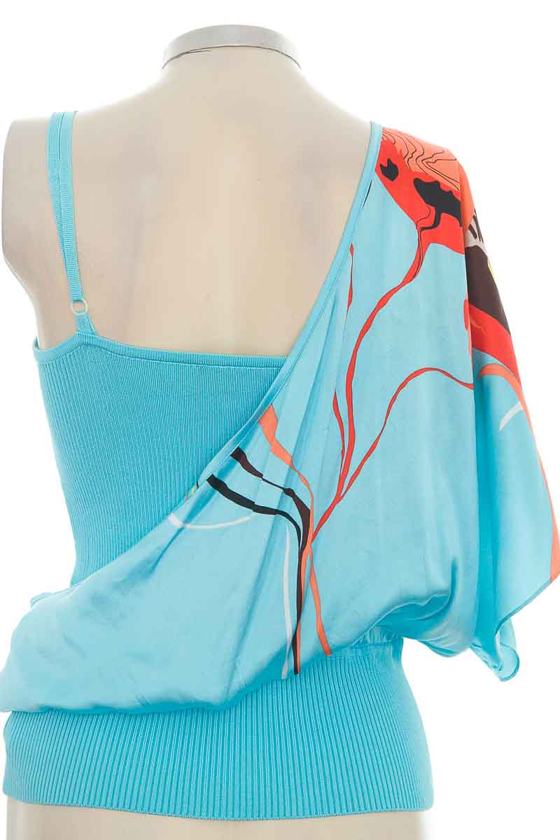 Blusa color Azul - BEBE | Closeando