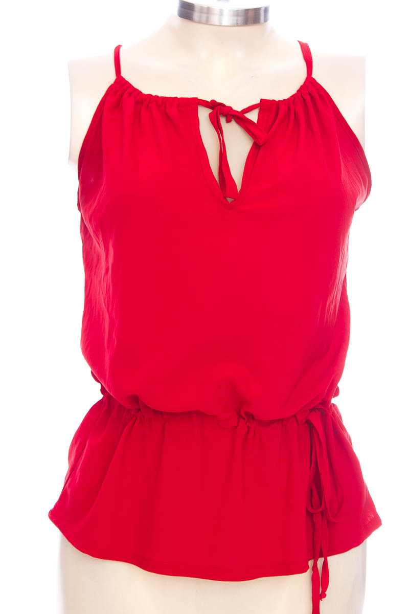 Top / Camiseta color Rojo - RAGGED | Closeando