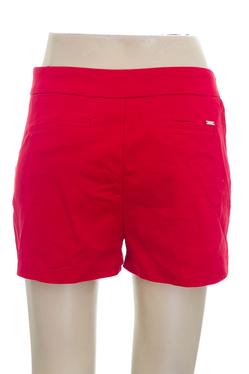 Short color Rojo - Studio F | Closeando