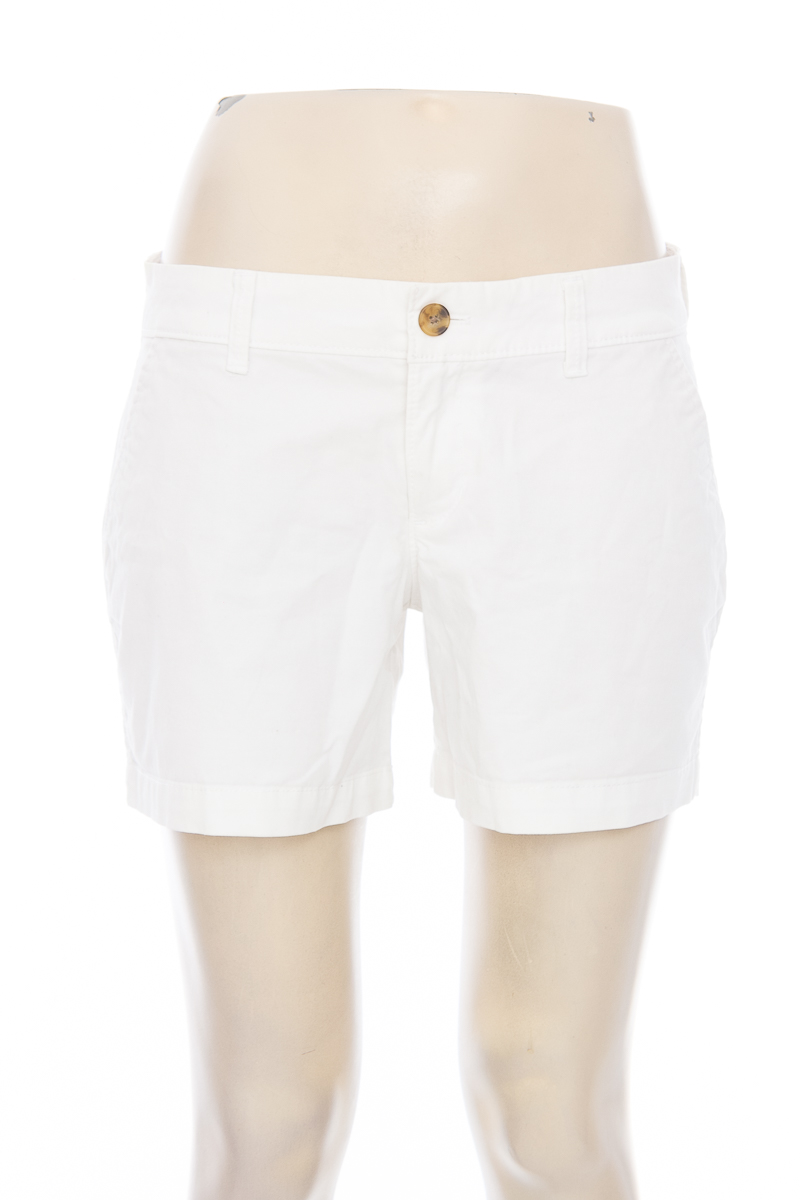 Short color Blanco - Old Navy | Closeando