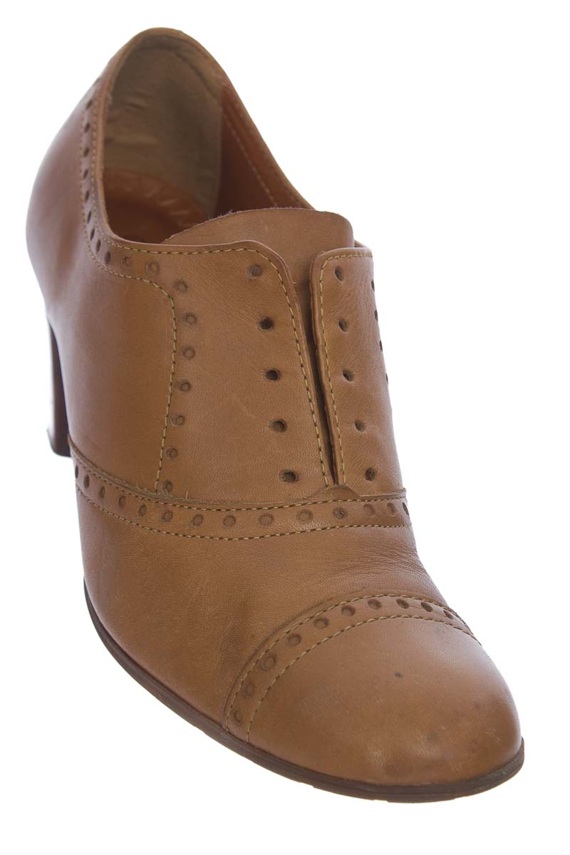 Zapatos color Café - Modoteca by wirth | Closeando