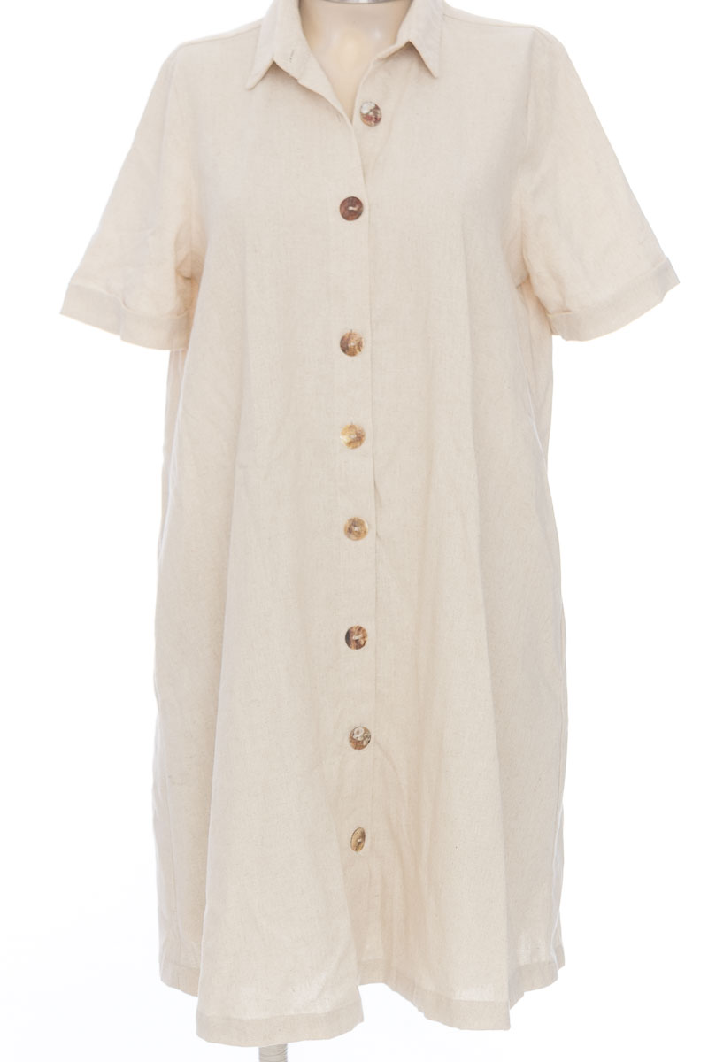 Vestido / Enterizo color Beige - Zocca | Closeando