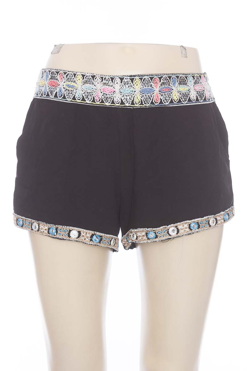 Short color Negro - Red Queen | Closeando