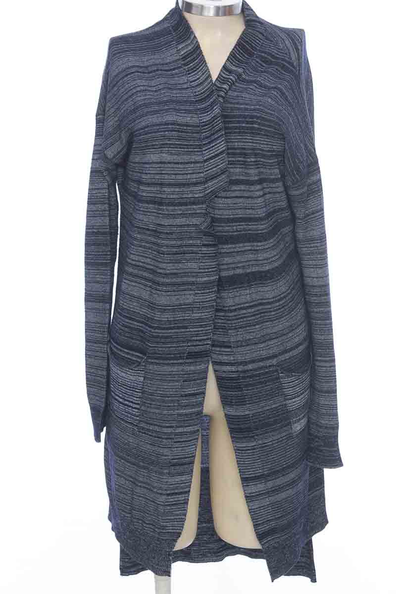 Sweater color Azul - Zara | Closeando