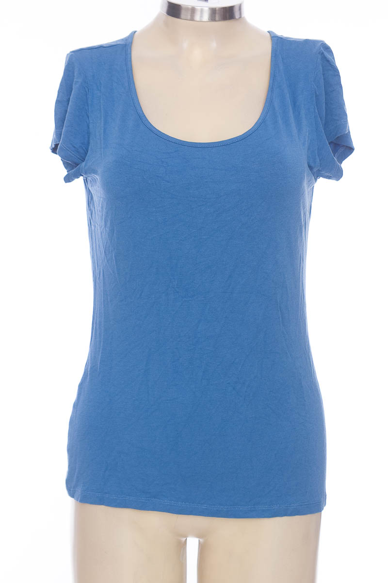 Top / Camiseta color Azul - Closeando | Closeando