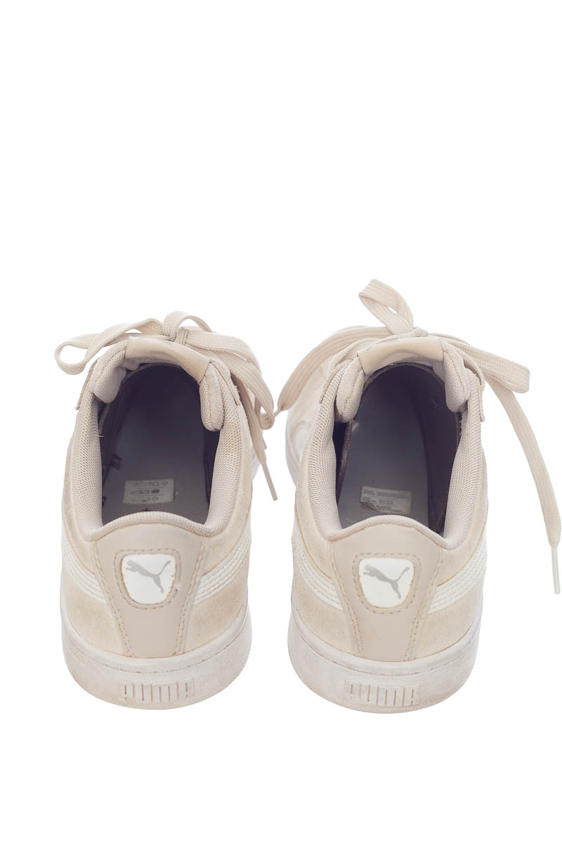 Zapatos color Beige - Puma | Closeando