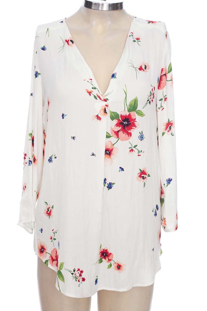 Blusa color Blanco - Stradivarius | Closeando