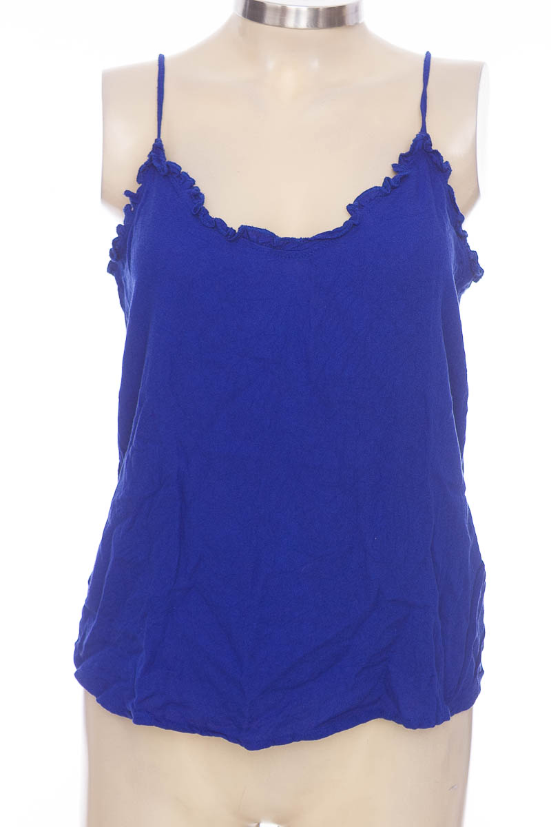 Top / Camiseta color Azul - Leonisa talla S de Segunda Mano | Closeando