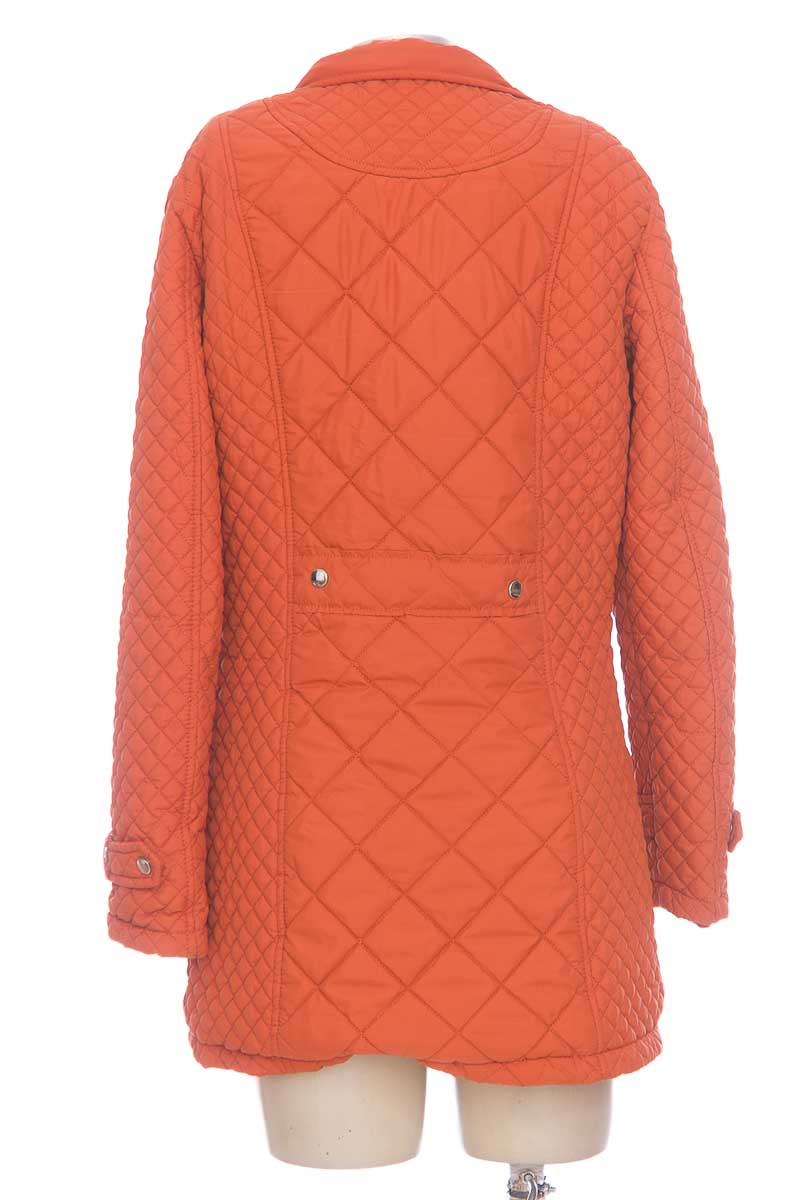 Chaqueta / Abrigo color Naranja - VERSATIL | Closeando