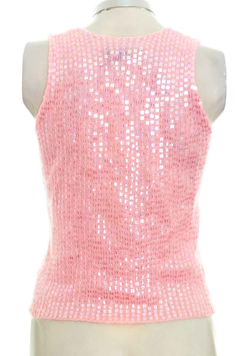 Top / Camiseta color Rosado - DKNY | Closeando