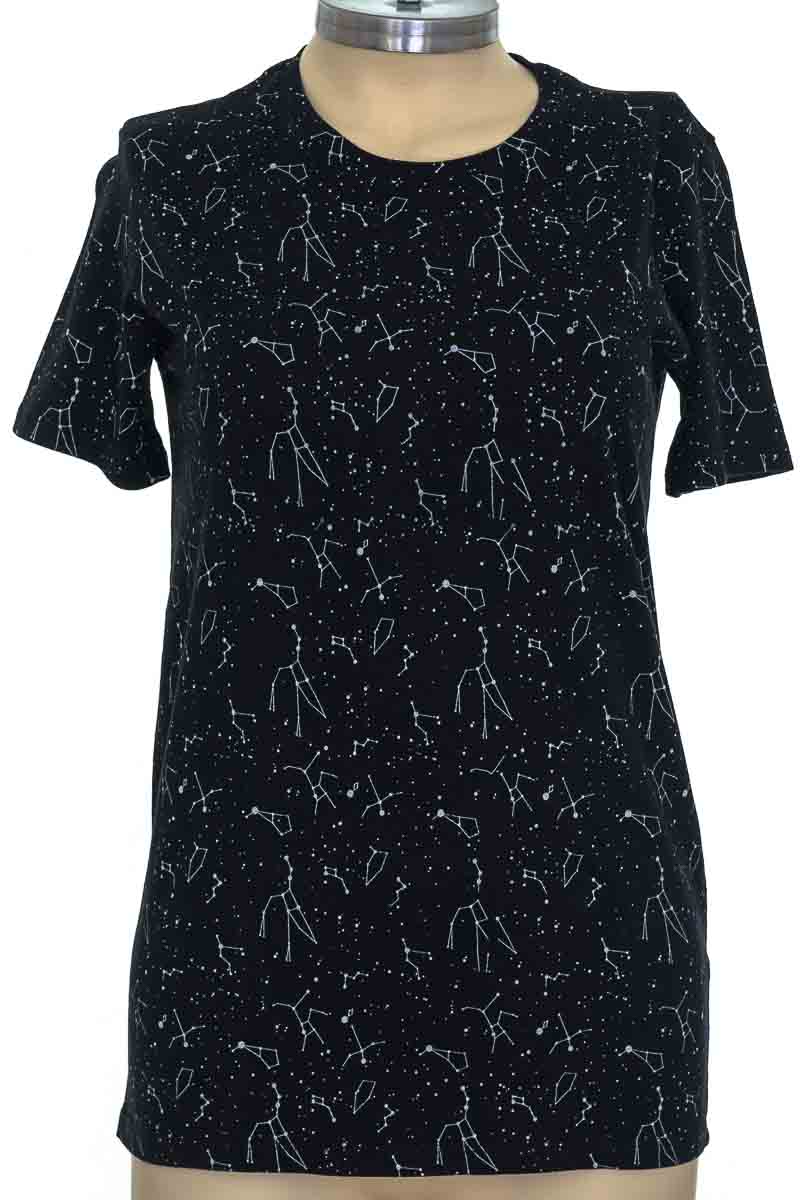 Ropa Deportiva / Salida de Baño color Negro - Gamin | Closeando