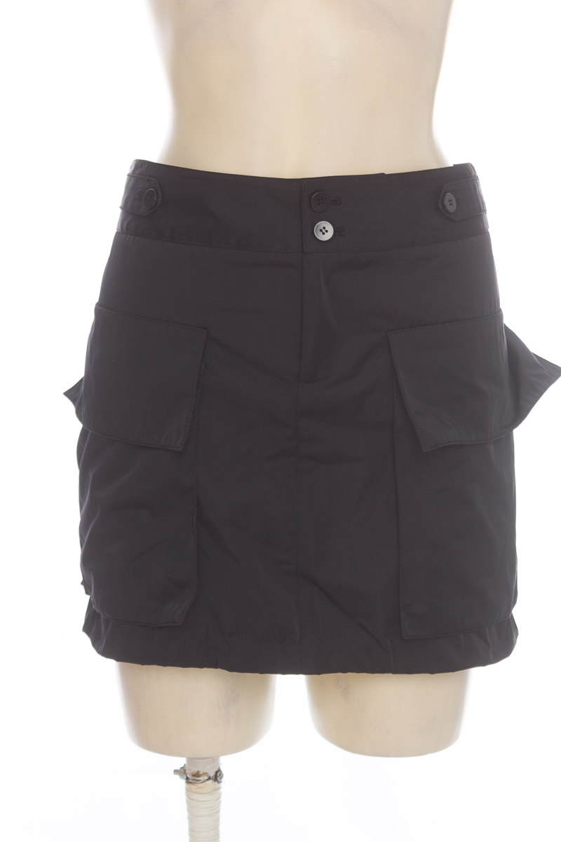 Falda color Negro - Kenneth Cole | Closeando