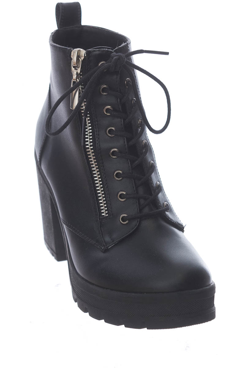 Zapatos color Negro - Seven Seven | Closeando