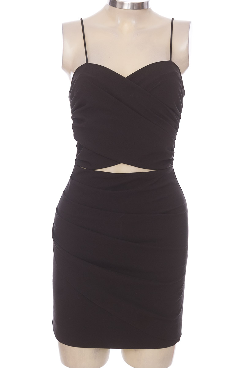 Vestido / Enterizo color Negro - Zara | Closeando