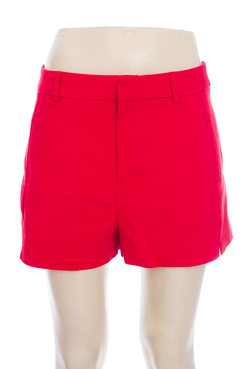 Short color Rojo - Stradivarius | Closeando