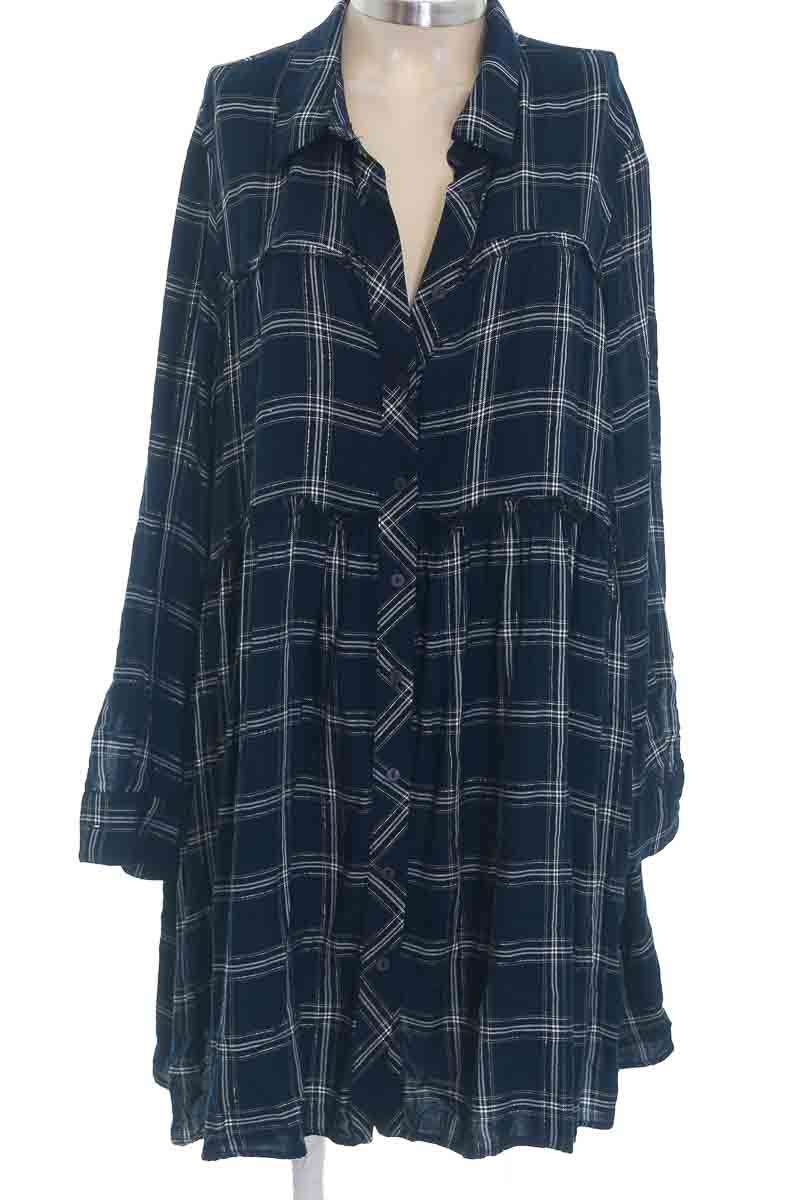 Blusa color Azul - Zara | Closeando