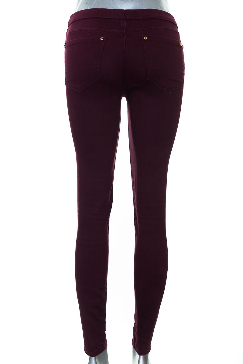 Pantalones color Morado - Zara | Closeando