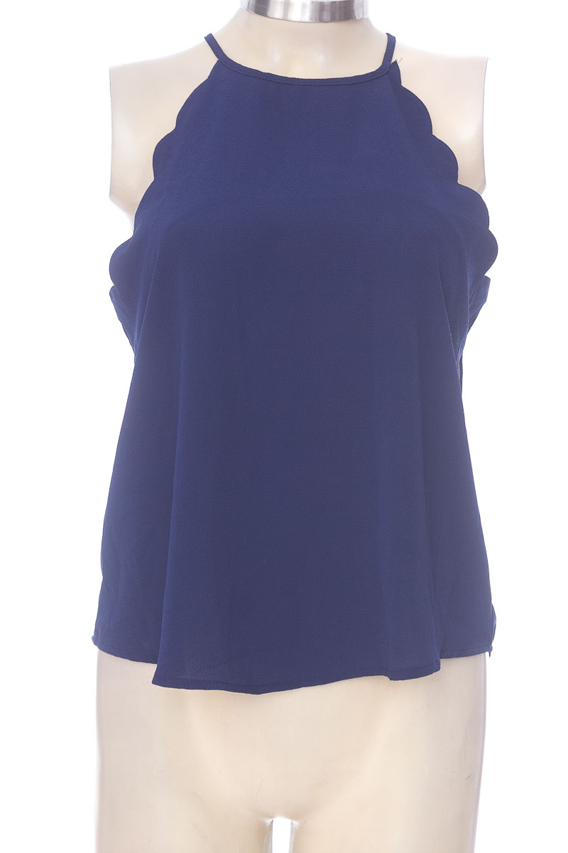 Top / Camiseta color Azul - Mine | Closeando